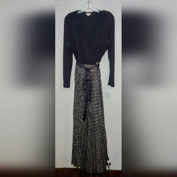 LuLaRoe | Dresses | Lularoe Elegant Deanne Wrap Dress | Poshmark